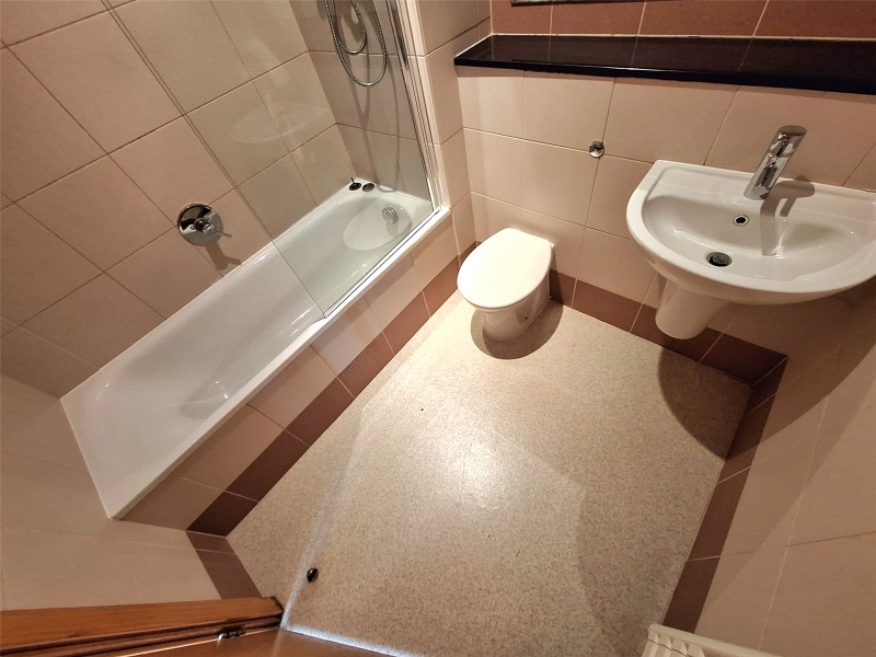 Apartment 36, East Float Quay Dock Road - Lot 56 on 10/07/24 | Venmore ...