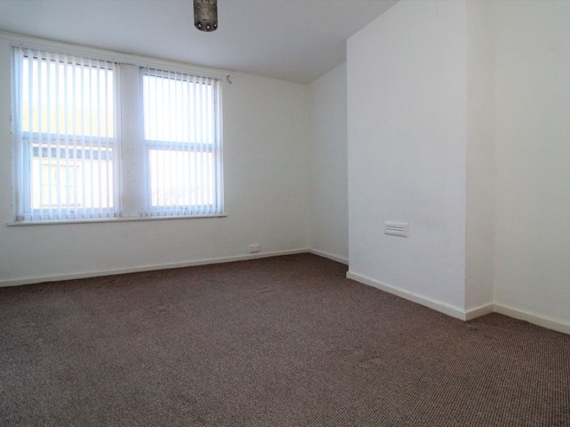 Flat 3, 70 Wordsworth Street (110 Peel Road) - Lot 6 on 07/07/21 ...
